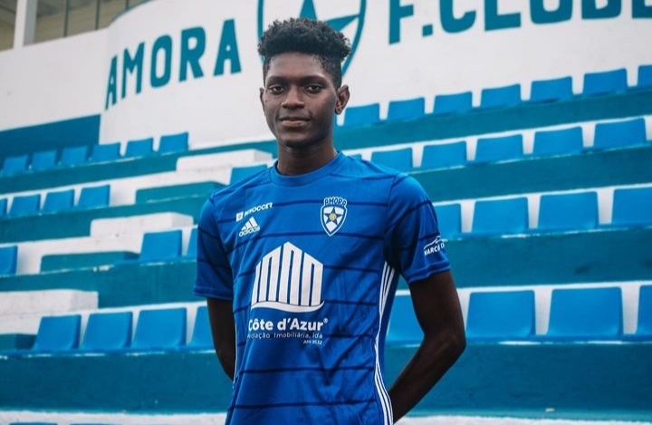 AFNER CÁ ASSINA CONTRATO COM AMORA FC - O GOLO GB